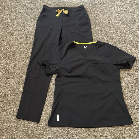 Medelita | Tops | Medelita Black Scrub Set | Poshmark
